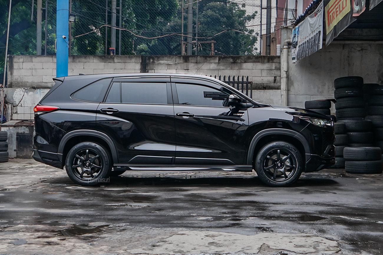 Permaisuri | Enkei Tuning Series SC38 with Toyota Innova Zenix