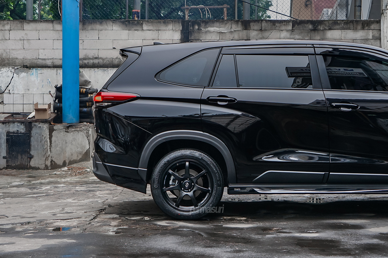 Permaisuri | Enkei Tuning Series SC38 with Toyota Innova Zenix