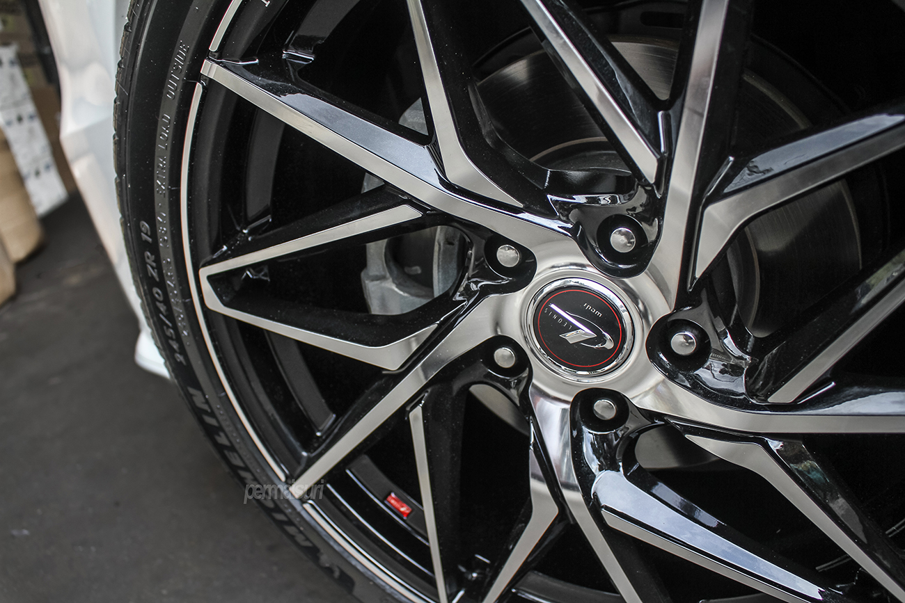 Permaisuri | Weds Leonis IT with Honda Odyssey RC1