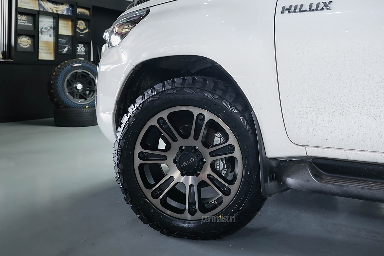 Permaisuri | HELO HE904 with Toyota Hilux