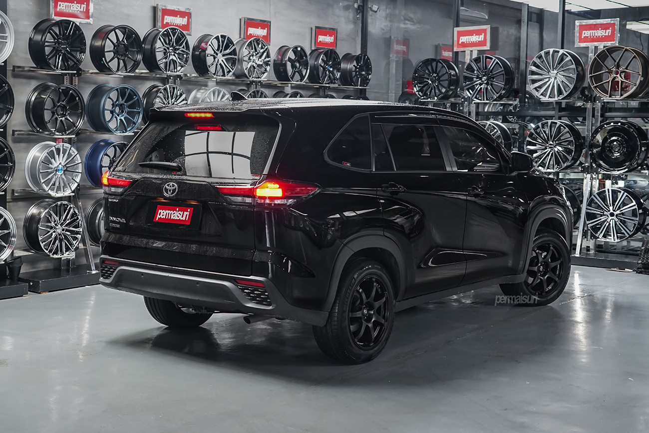 Permaisuri | Enkei Tuning Series SC38 with Toyota Innova Zenix