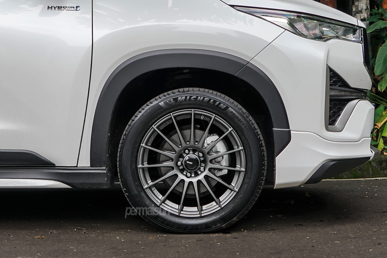 Permaisuri | KONIG Rennform with Toyota Innova Zenix