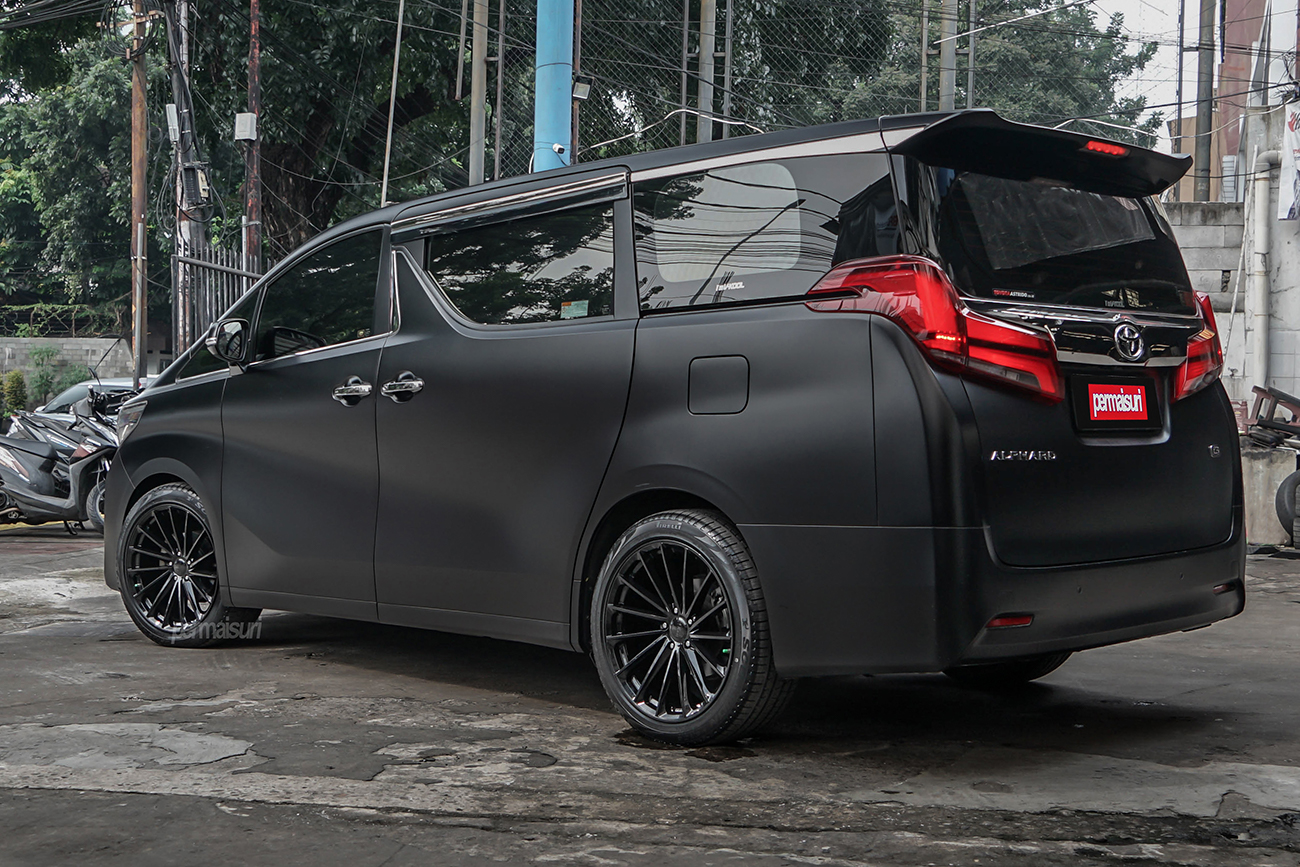 Permaisuri | OHM Proton with Toyota Alphard