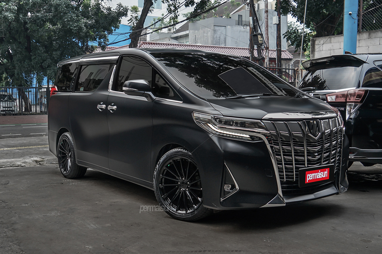 Permaisuri | OHM Proton with Toyota Alphard