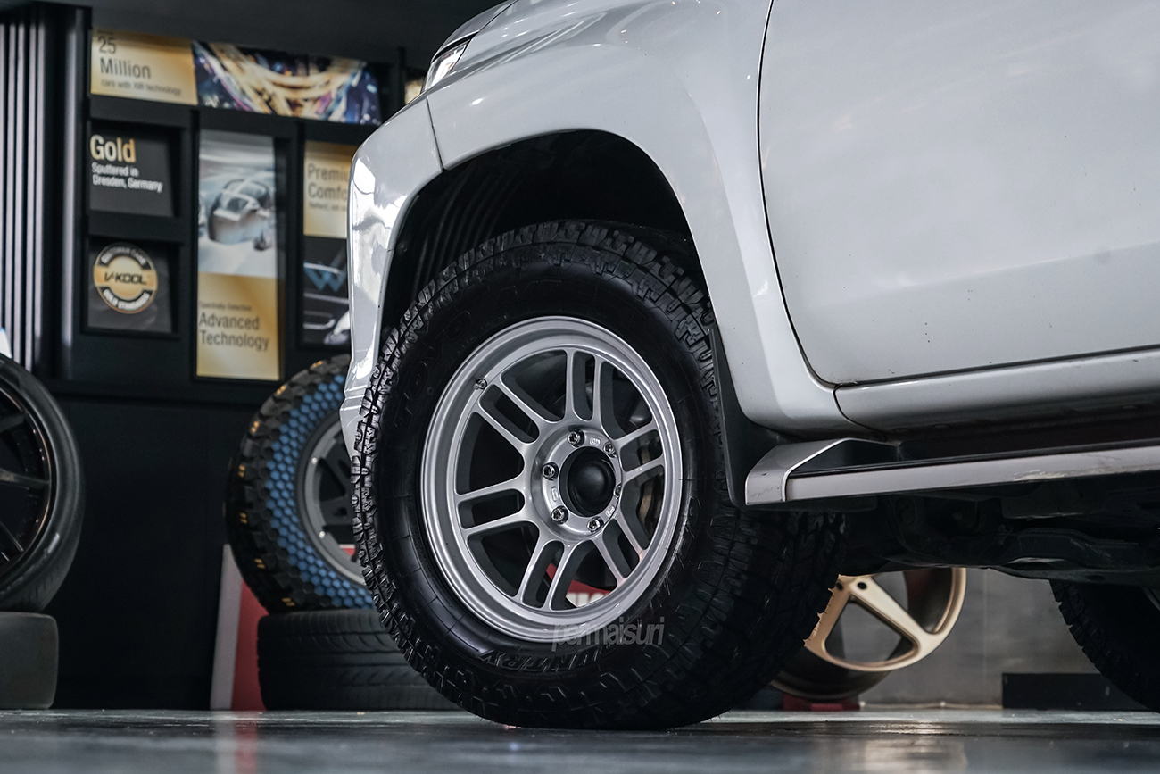 Permaisuri | Enkei RPT1 with Mitsubishi Triton