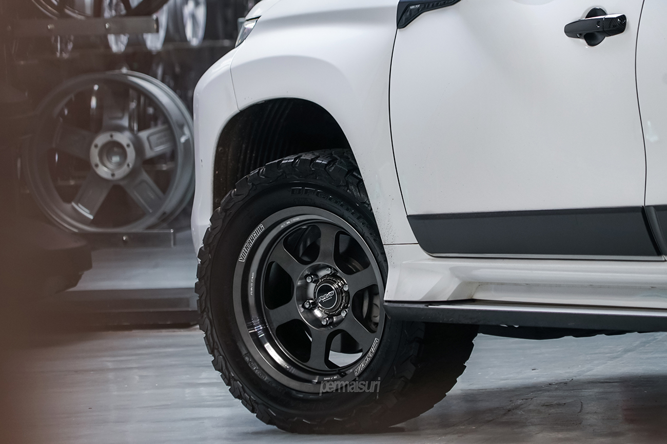 Permaisuri | Rays Volk Racing TE37XT SL M-Spec with Mitsubishi Pajero Sport