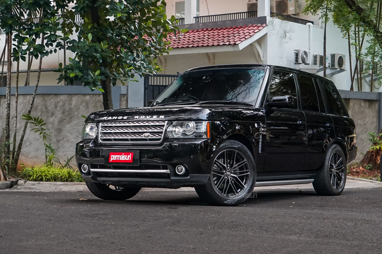 Permaisuri | Enkei Performance Phantom with Range Rover Autobiography