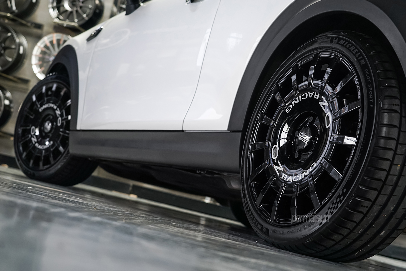 Permaisuri | OZ Racing Rally Racing with Mini Cooper F56