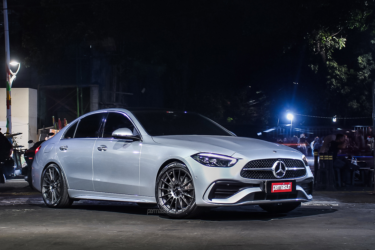 Permaisuri | KONIG Rennform with Mercedes Benz C-Class W206