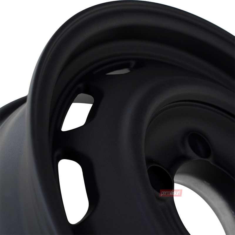 Permaisuri | APIO - Ventura | Black 16