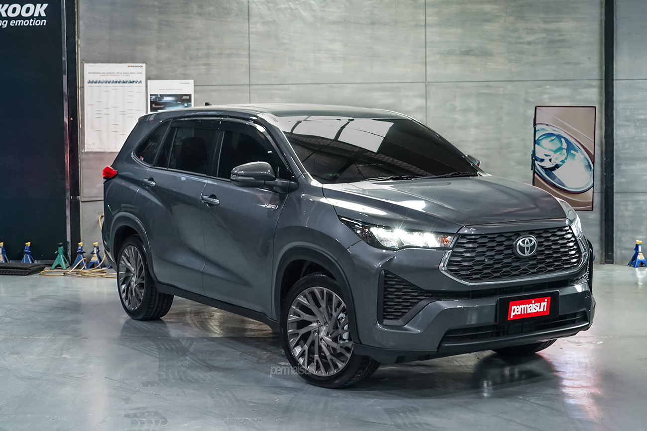 Permaisuri | 305 Forged UF201 with Toyota Innova Zenix