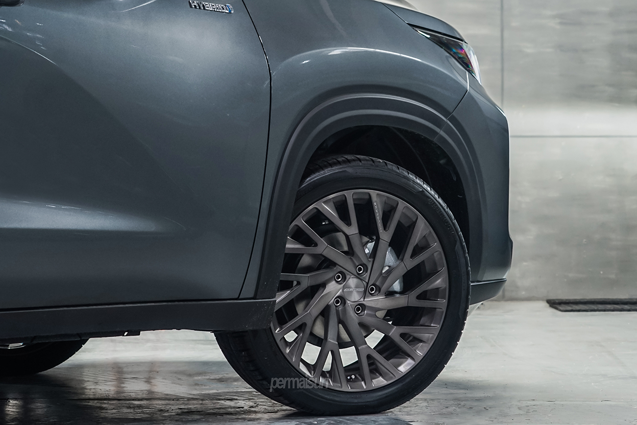 Permaisuri | 305 Forged UF201 with Toyota Innova Zenix