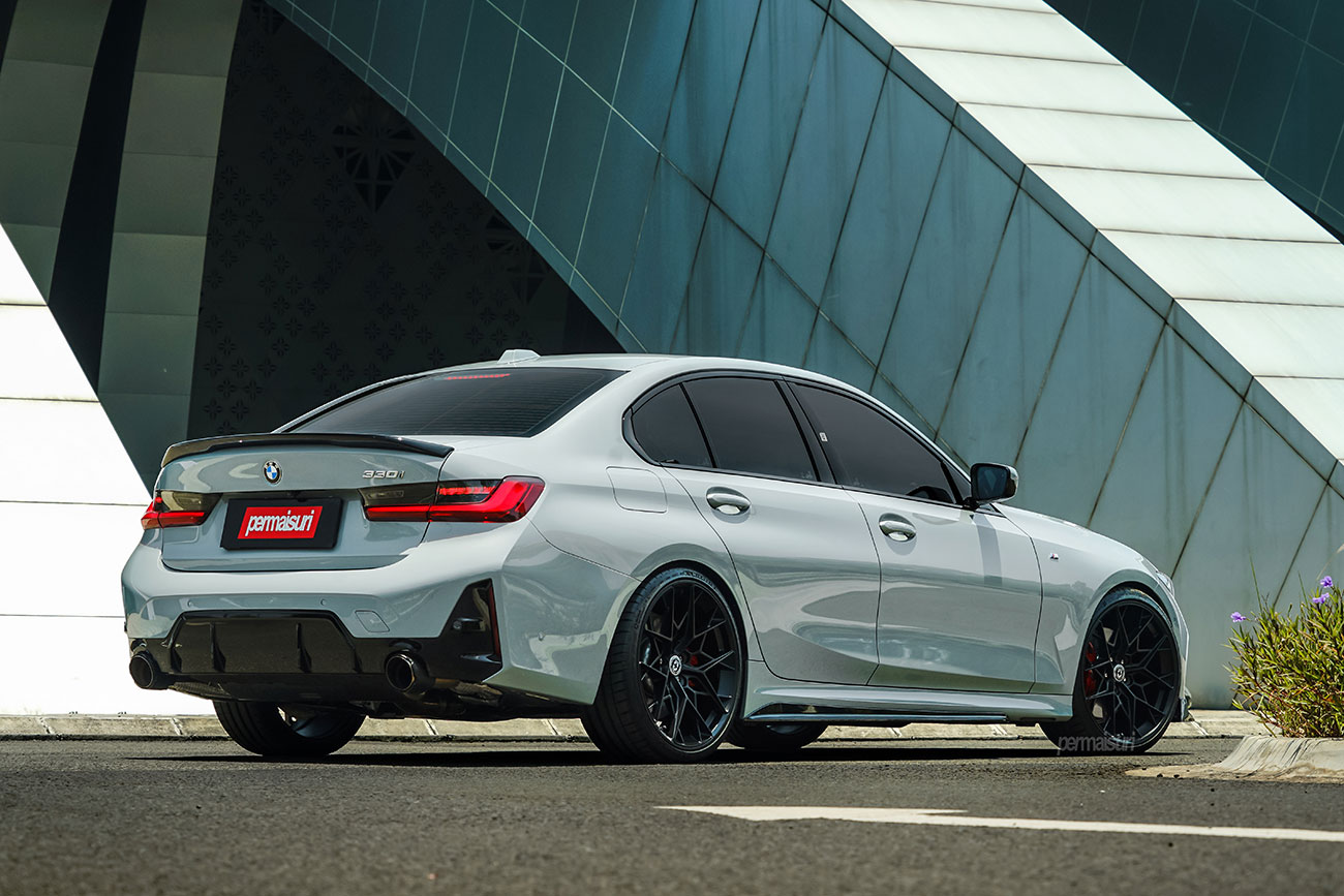 Permaisuri | Perfectly stanced by Öhlins, this BMW G20 rolls with HRE ...