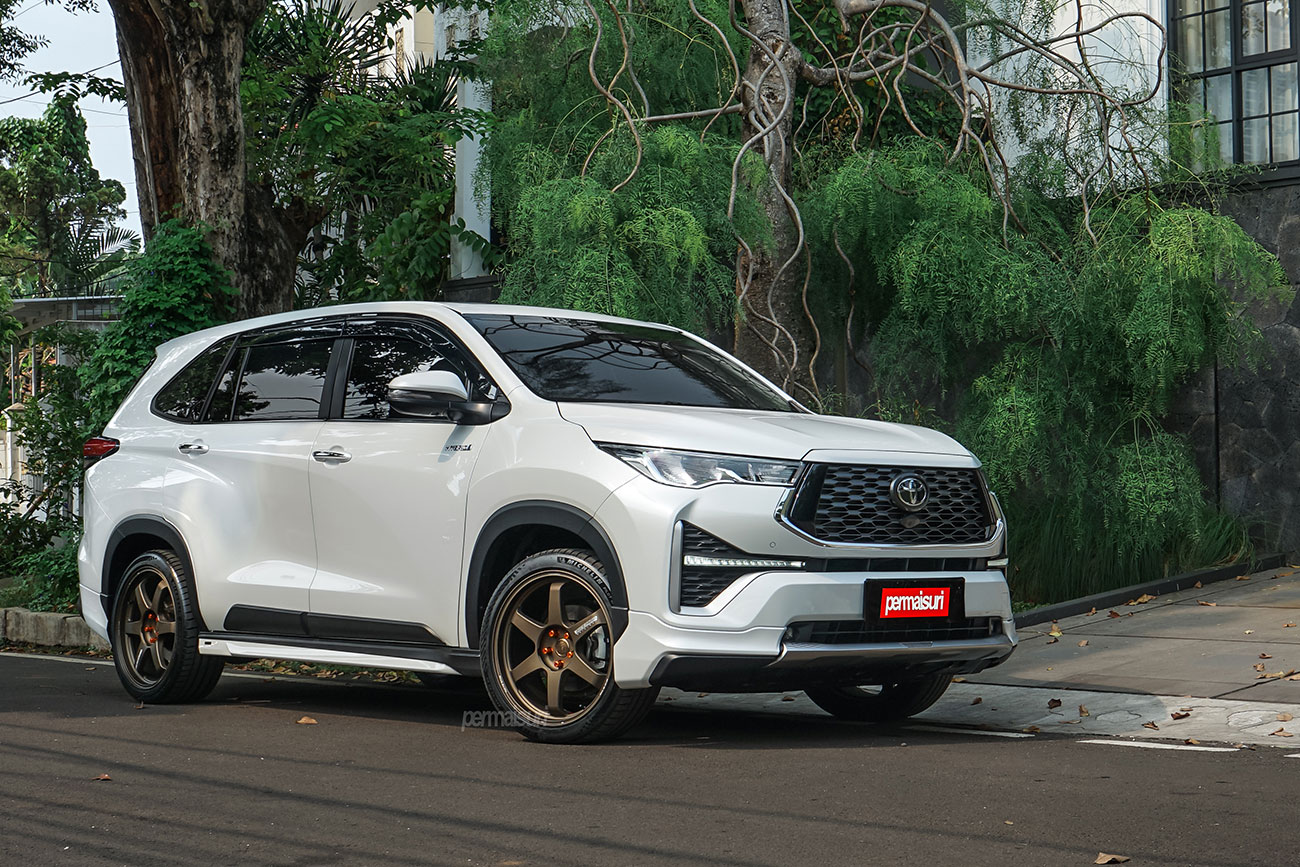 Permaisuri | Rays Volk Racing TE37 Ultra M-Spec with Toyota Innova Zenix