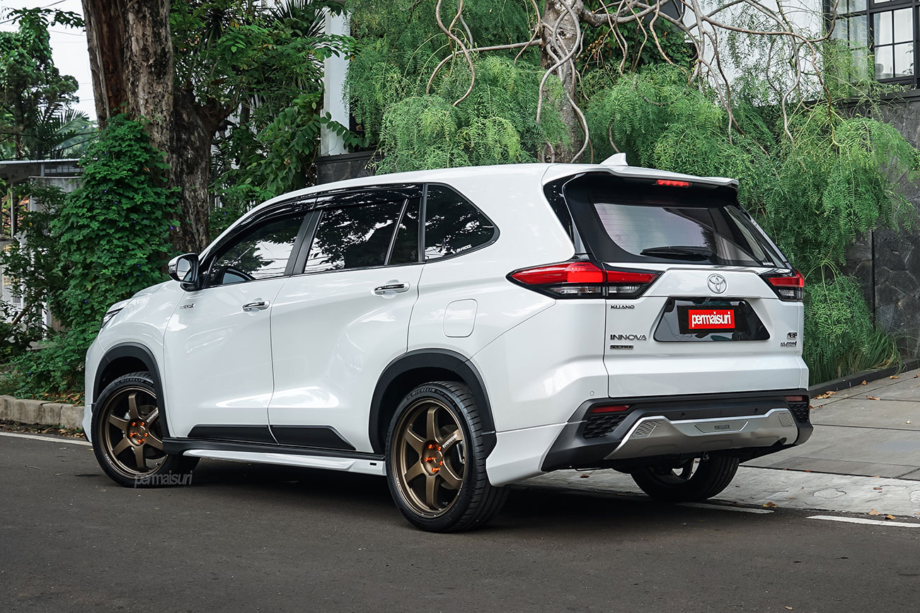 Permaisuri | Rays Volk Racing TE37 Ultra M-Spec with Toyota Innova Zenix