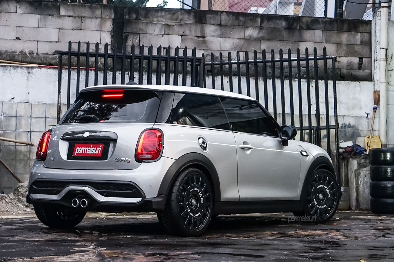 Permaisuri | OZ Racing Rally Racing with Mini Cooper F56