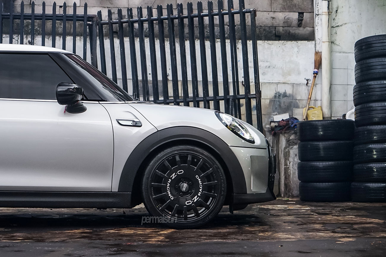 Permaisuri | OZ Racing Rally Racing with Mini Cooper F56