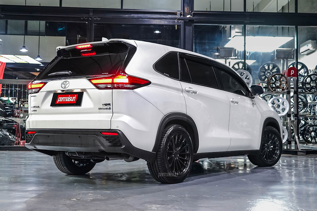 Permaisuri | OHM Proton with Toyota Innova Zenix