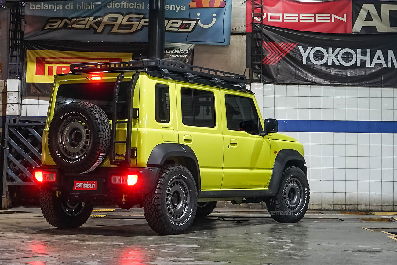 Permaisuri | OZ Racing Rally Racing 4X4 with Suzuki Jimny