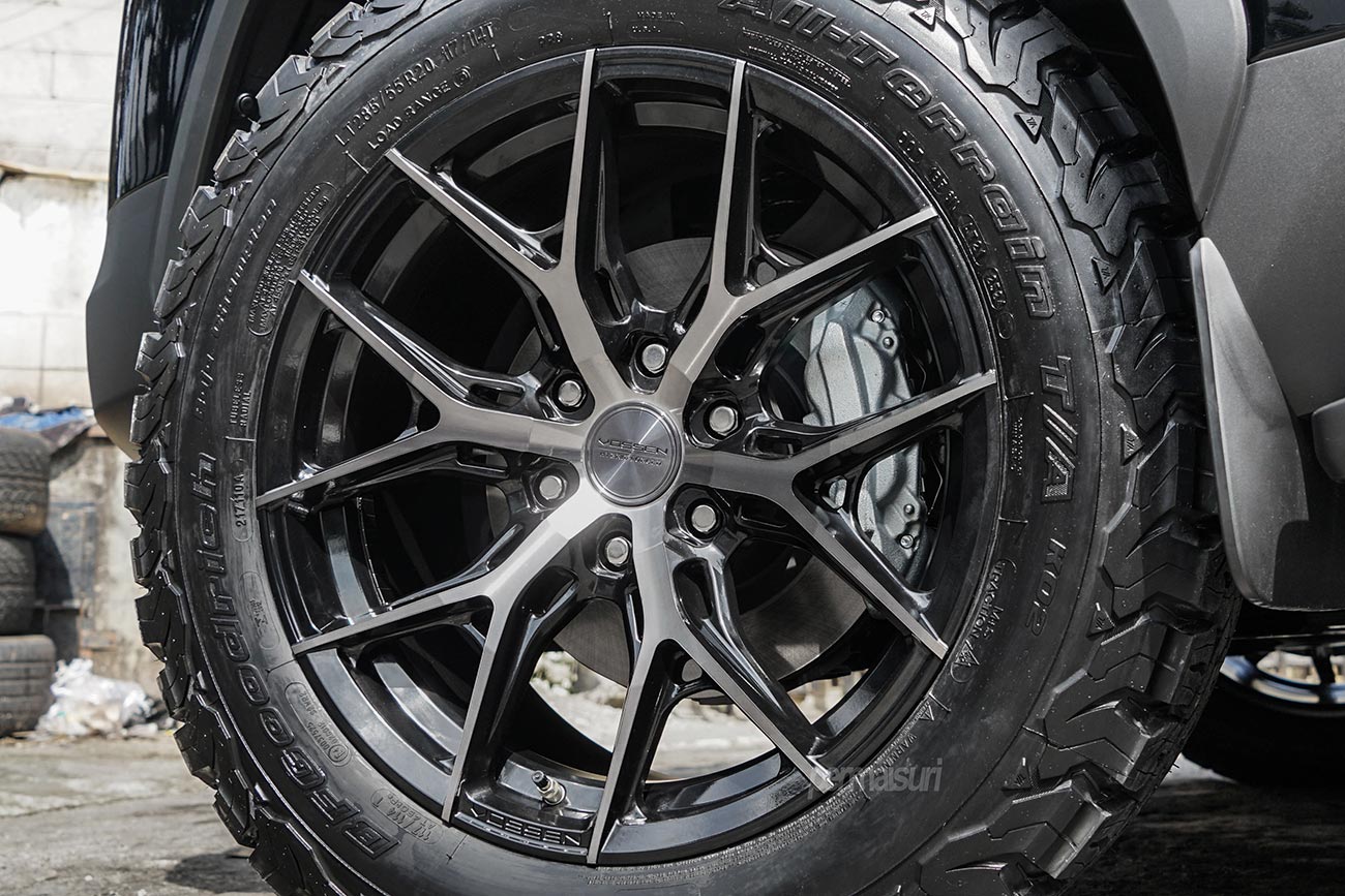 Permaisuri | Vossen HF6-4 with Toyota Land Cruiser J300
