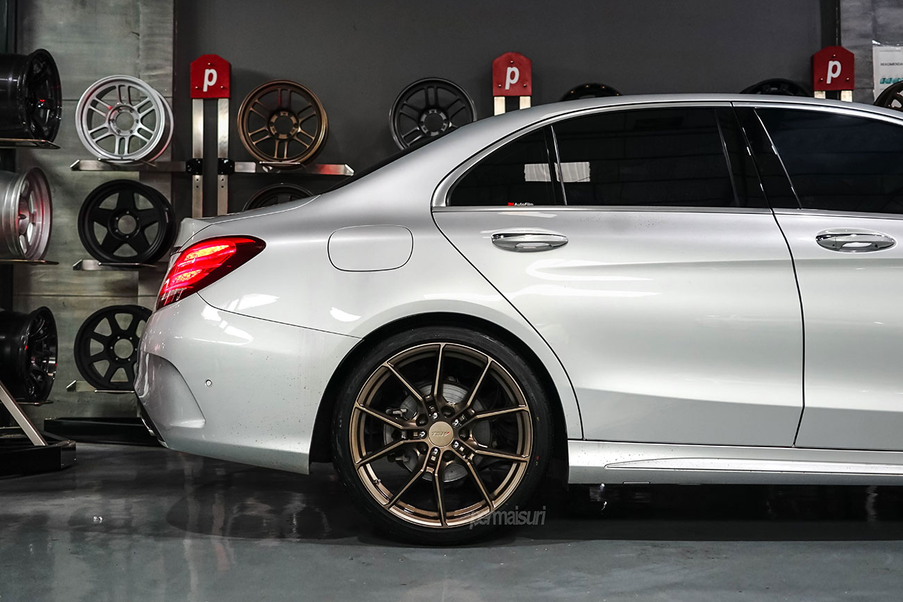 Permaisuri | TSW Neptune with Mercedes Benz C-Class W205