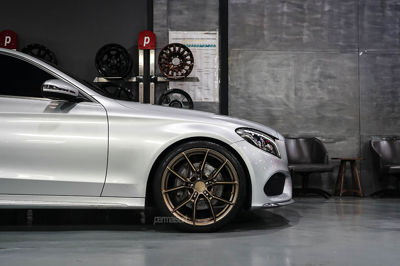 Permaisuri | TSW Neptune with Mercedes Benz C-Class W205