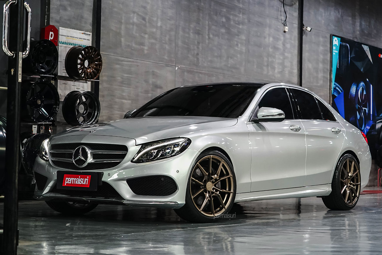 Permaisuri | TSW Neptune with Mercedes Benz C-Class W205