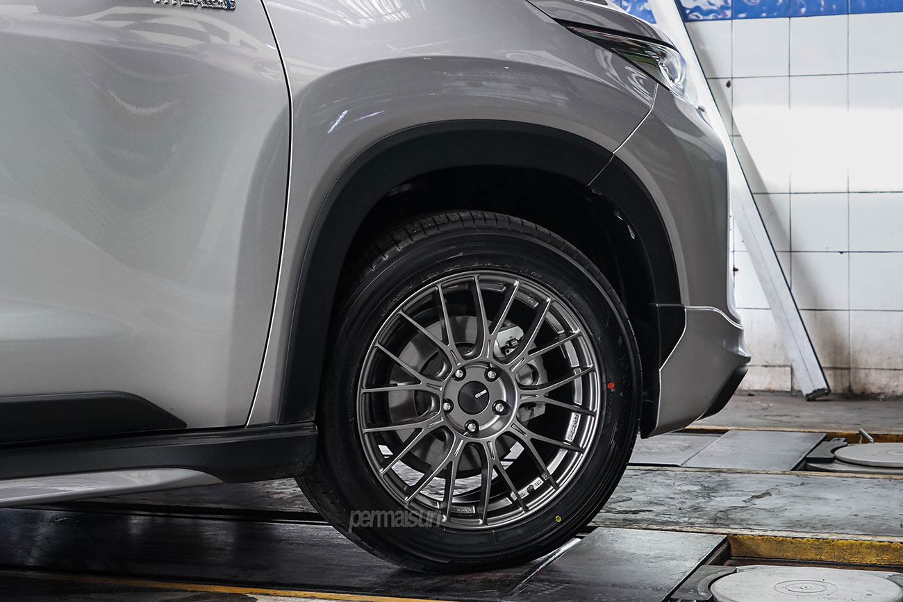 Permaisuri | Enkei PFM1 with Toyota Innova Zenix