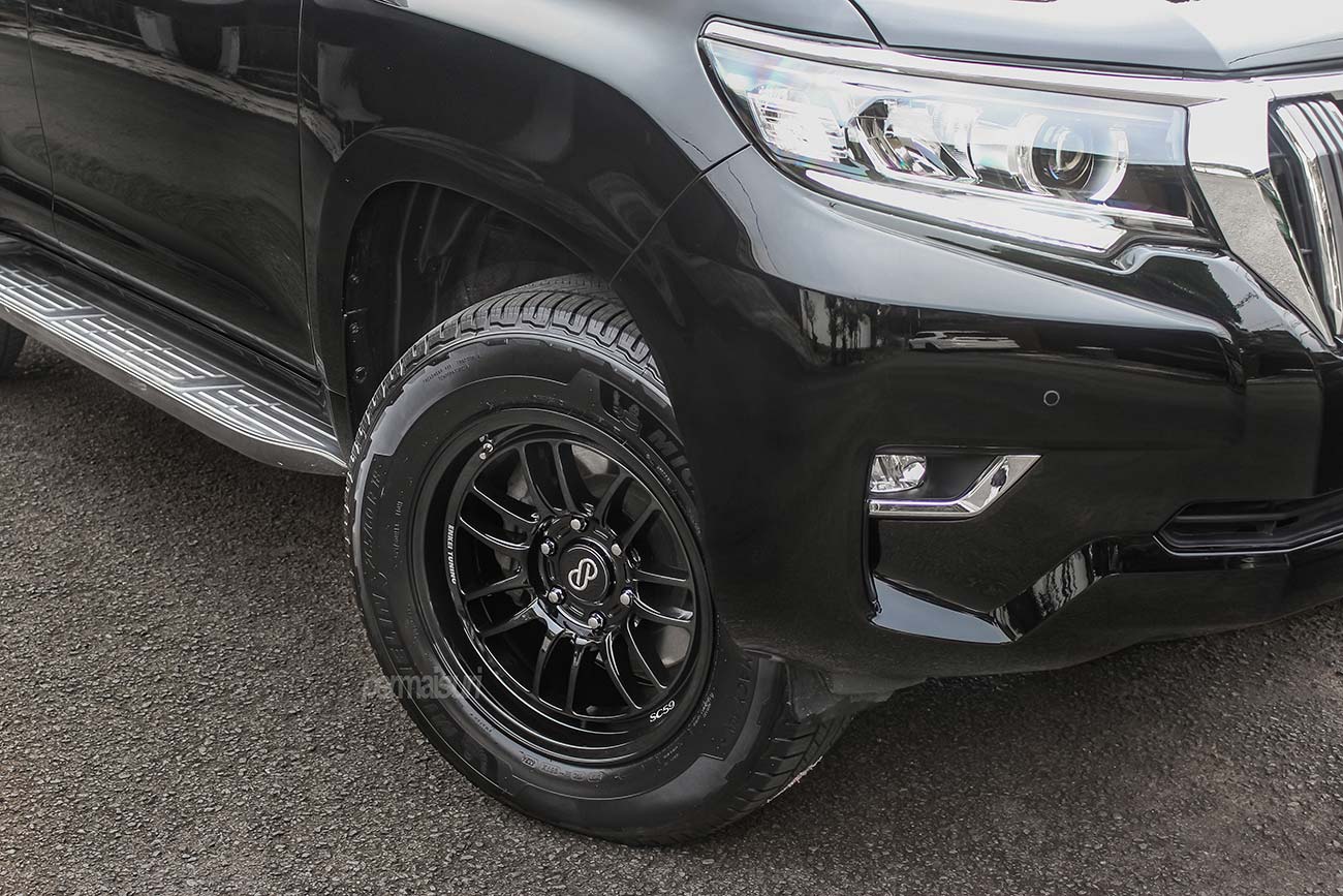 Permaisuri | Enkei SC59 with Toyota Prado
