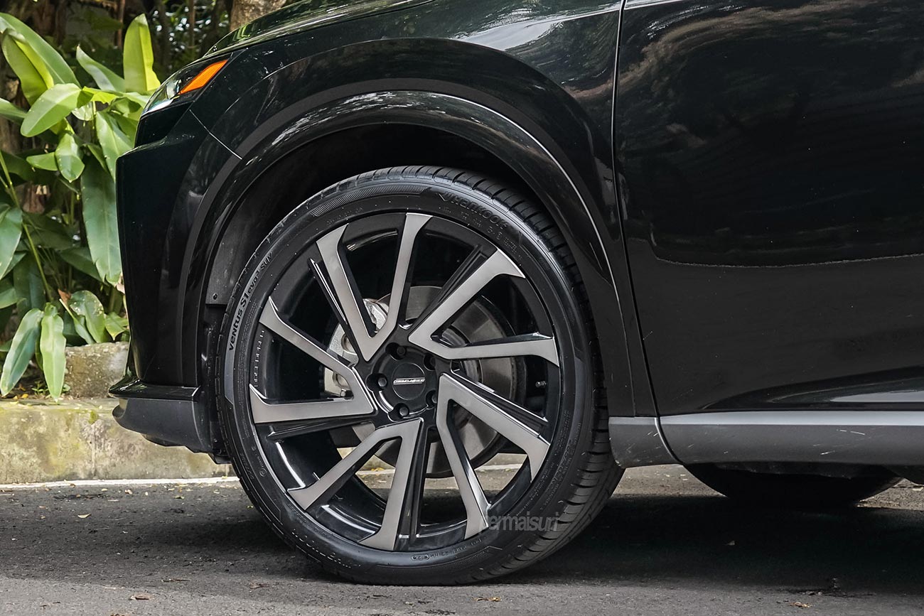 Permaisuri | 305 Forged UF206 with Lexus RX350H