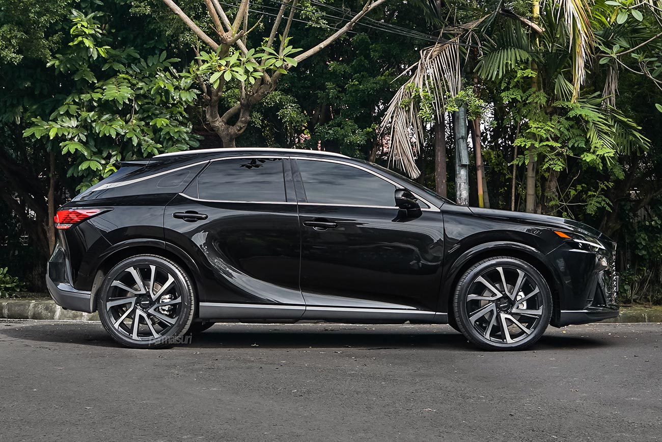 Permaisuri | 305 Forged UF206 with Lexus RX350H