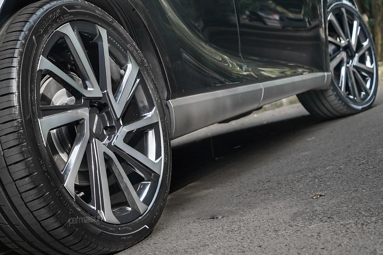 Permaisuri | 305 Forged UF206 with Lexus RX350H