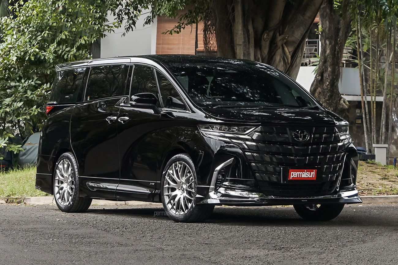 Permaisuri | Rays Homura 2X9 with Toyota Alphard