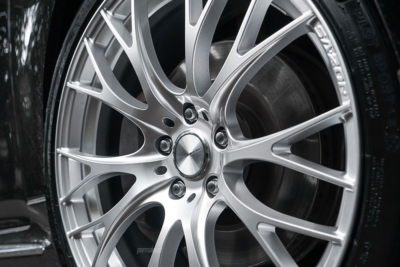 Permaisuri | WedsSport SA-20R with Toyota Crown Majesta