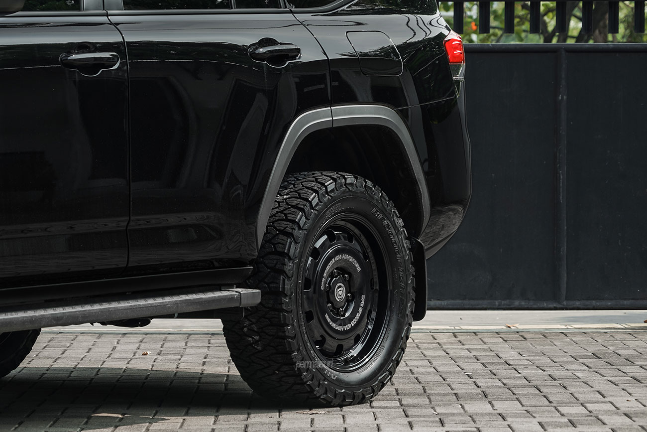 Permaisuri | DPE 4XD Adventure with Toyota Land Cruiser J300