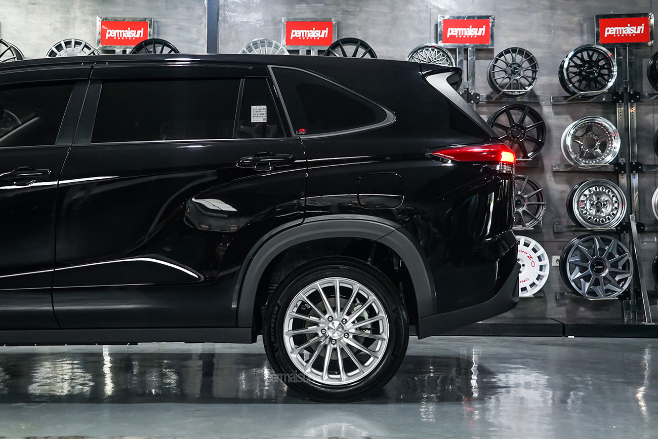 Permaisuri | OHM Proton with Toyota Innova Zenix