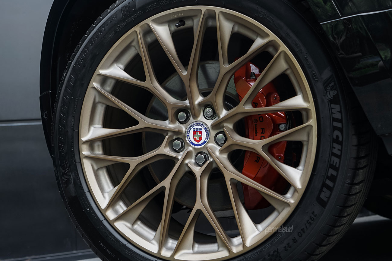 Permaisuri | HRE P200 with Land Rover Defender