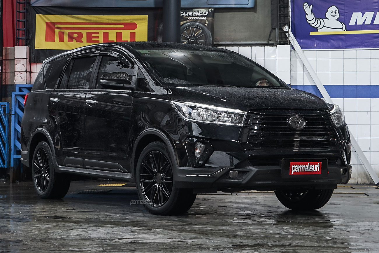 Permaisuri | TSW Pescara with Toyota Innova Venturer