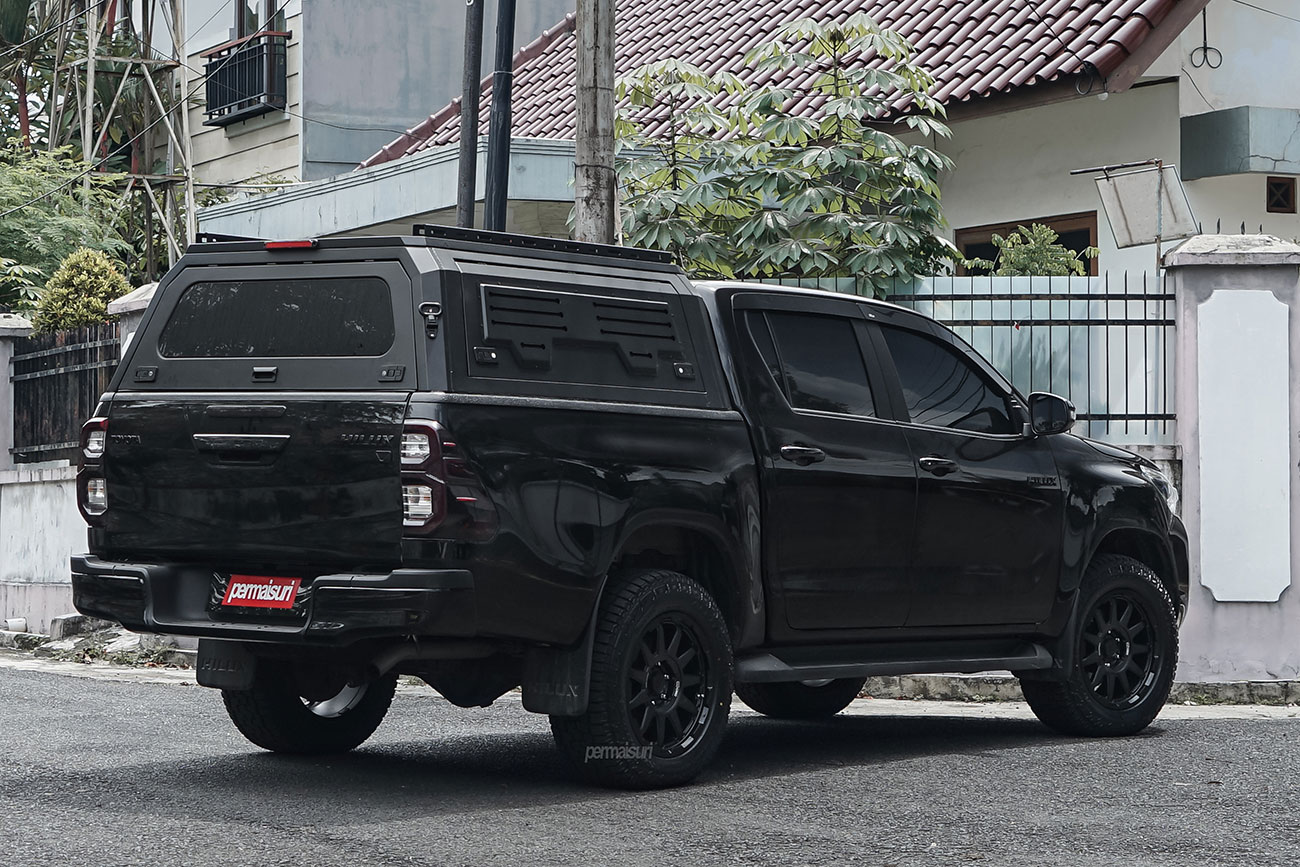 Permaisuri | Enkei Trail Cross with Toyota Hilux