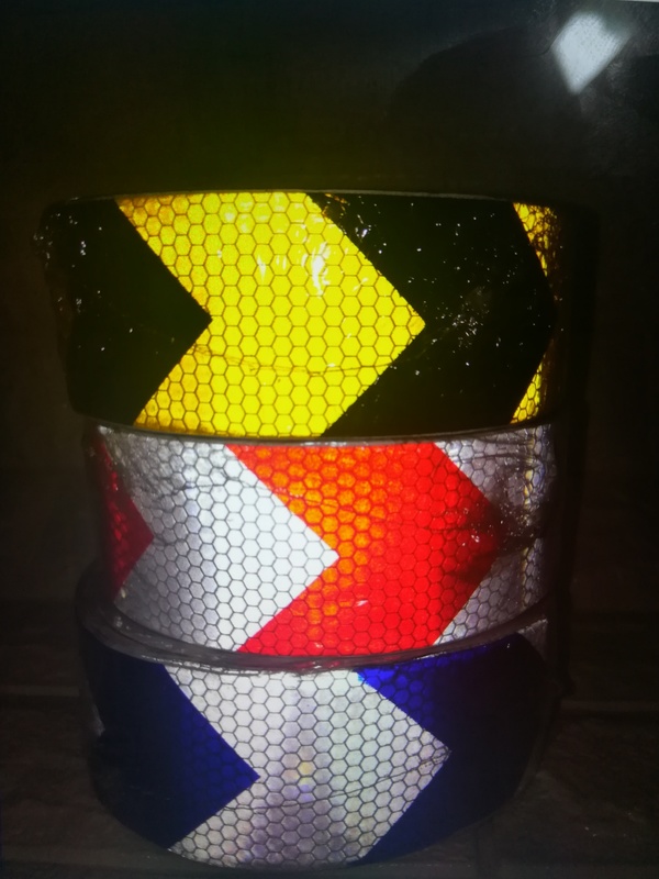 Arrow Chevron Reflectorized Sticker | PostAds.ph