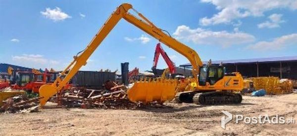LONG ARM BACKHOE | PostAds.ph