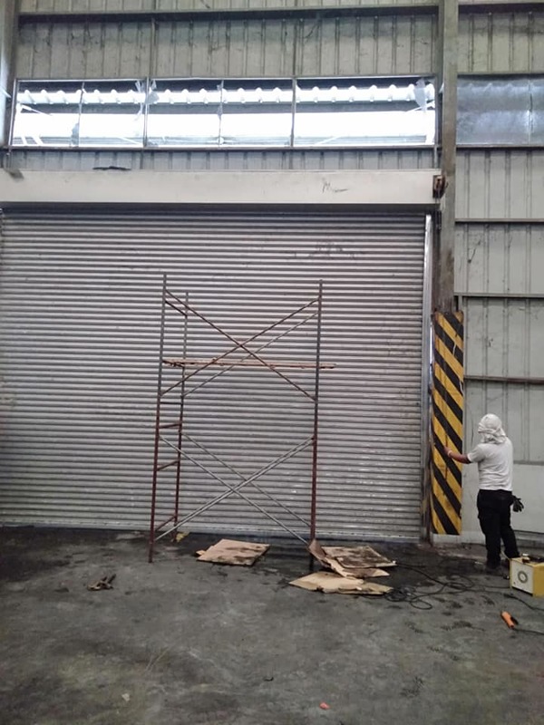 Roll up door motorized | PostAds.ph