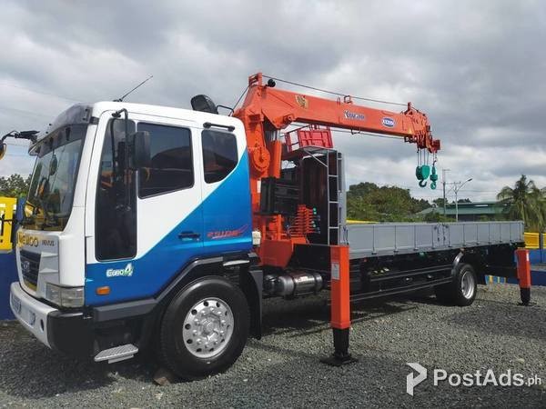 2019 Daewoo 6 Wheeler Boom Truck with 7 Tons Crane | PostAds.ph
