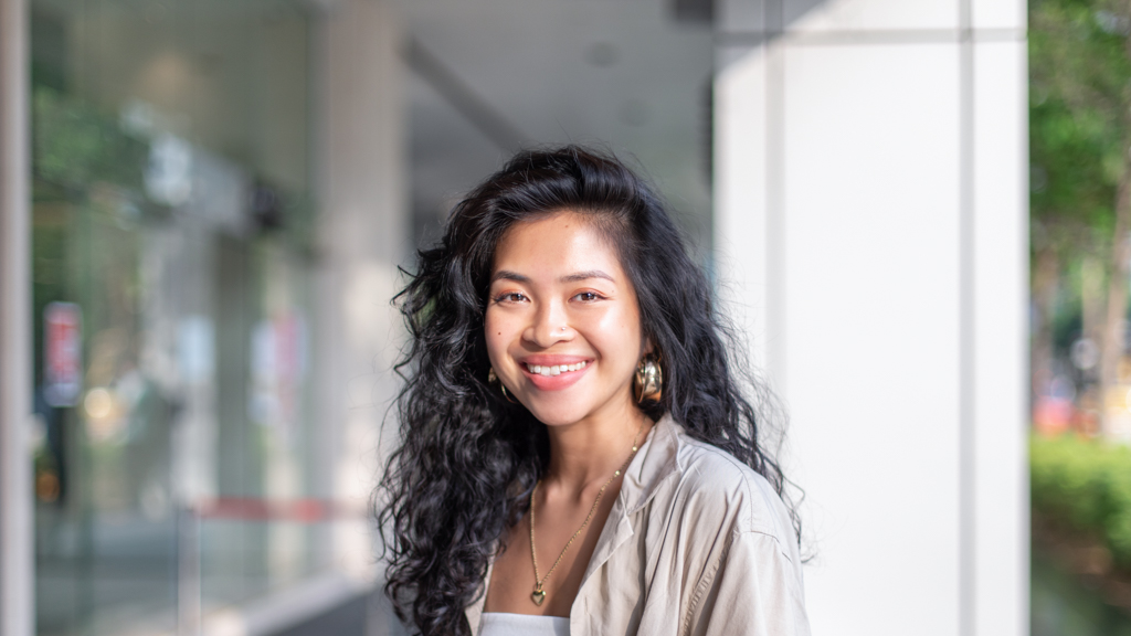 Center Stage | SHENTONISTA