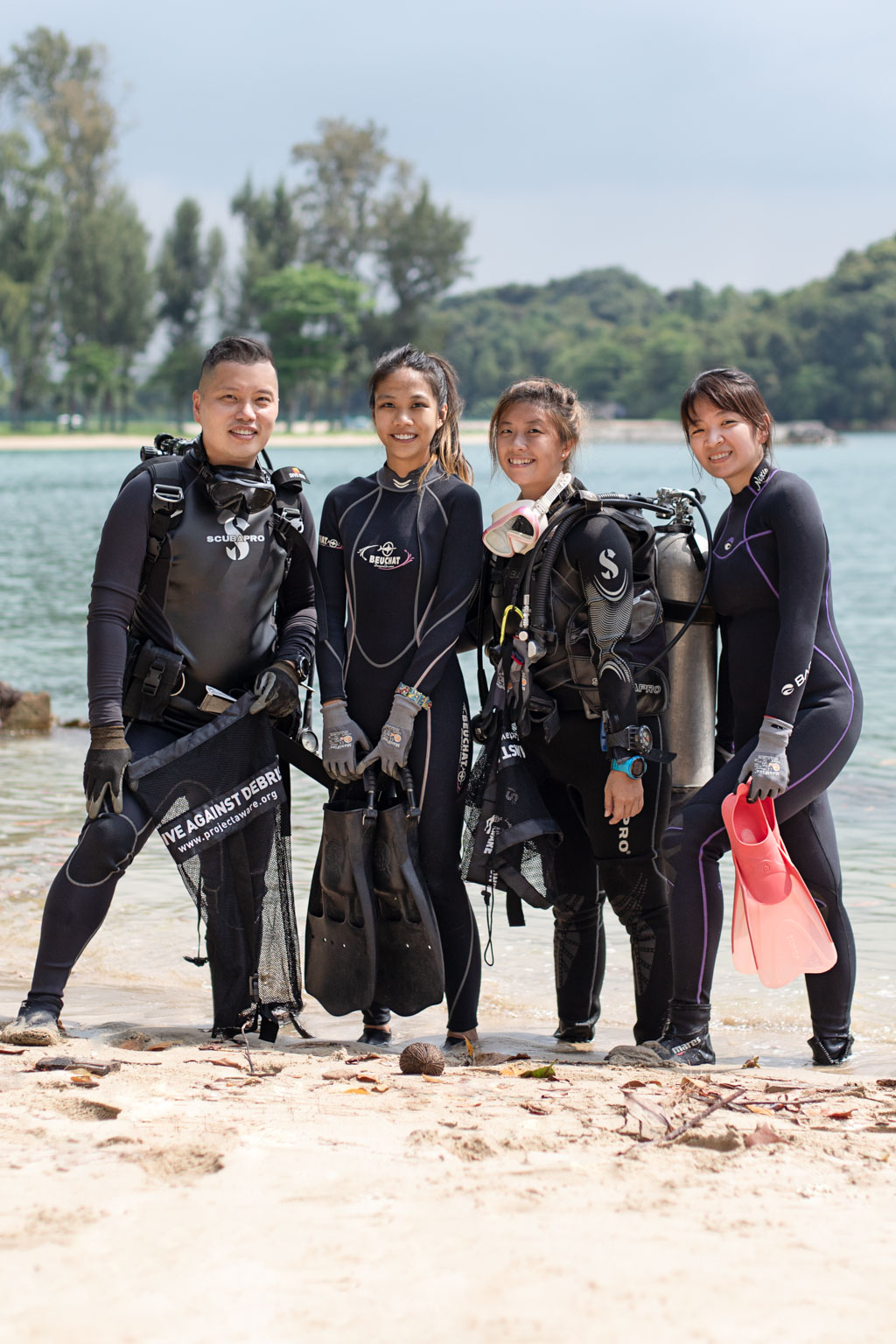 Shentonista Features: Our Singapore Reefs — Big Blue | SHENTONISTA