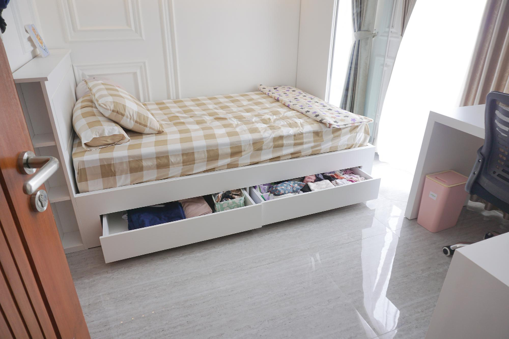 Space-savings Hacks with Platform Beds and Storage to Maximise Your Bedroom