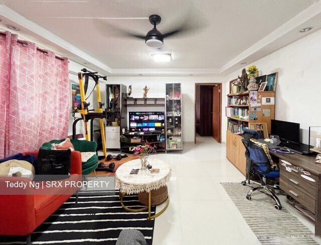 Tampines Street 21 (Tampines), HDB 4 Rooms - For Sale #101875731