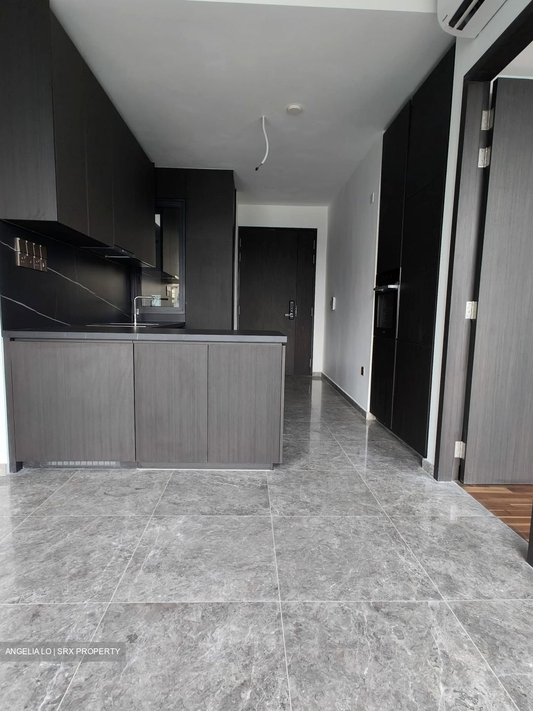 Hyll On Holland (D10), Condominium - For Sale #102578321