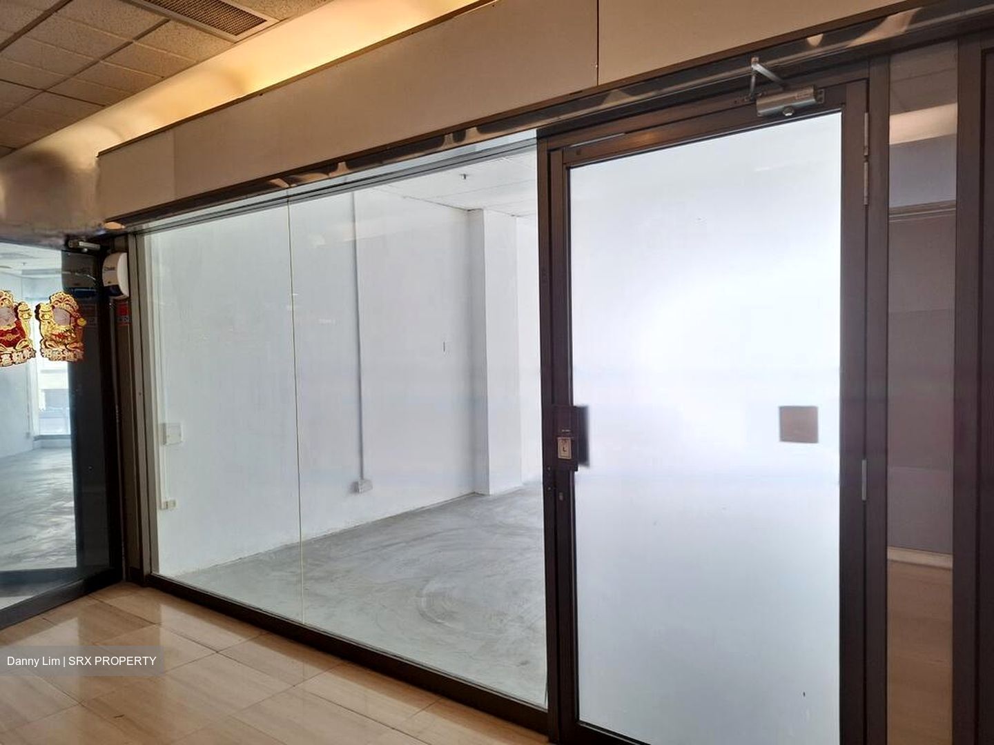 The Golden Landmark (D7), Retail - For Rent #104199721