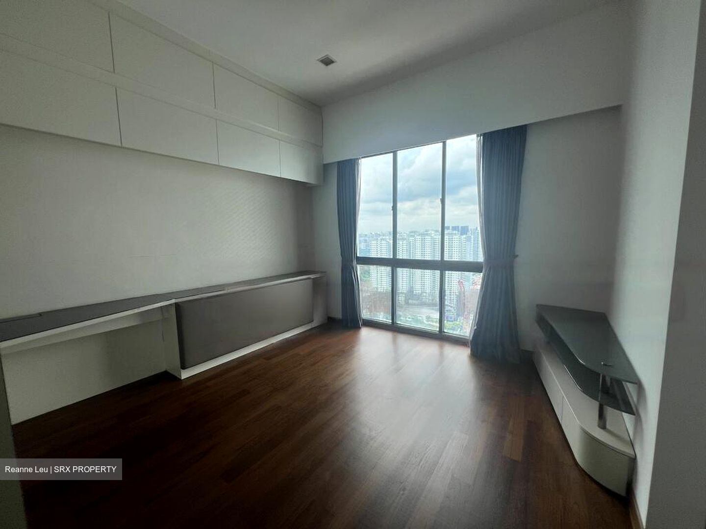 Harbour View Towers (D4), Condominium - For Sale #104339971